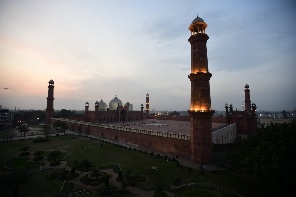 Some Lahorious S-Wagah - The Monsoon Diaries